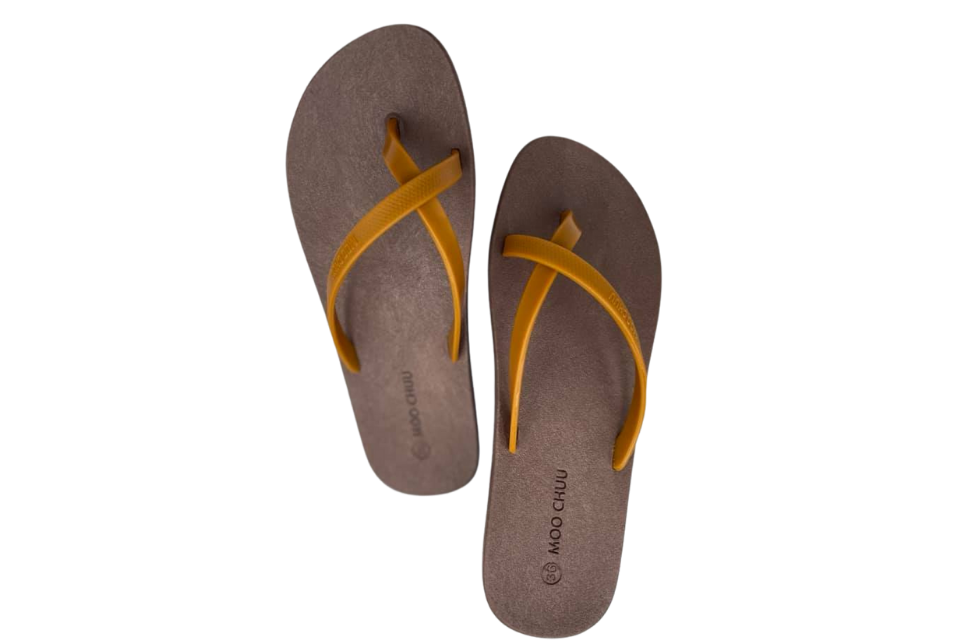 MC 12 Alpha Sizes: 35-39 – moochuu